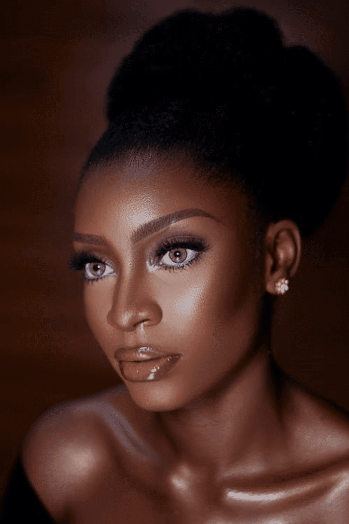 How to do Airbrush Makeup: #1 Site for Everything Airbrush